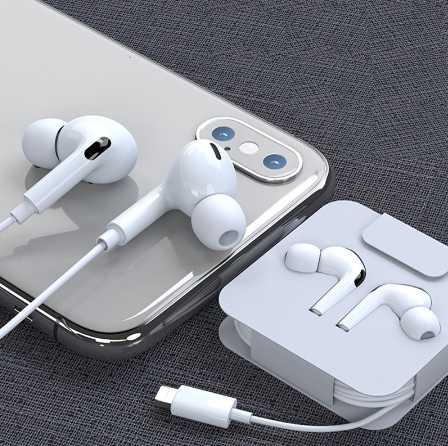 JBL C150SI In-Ear Headphones with Built-in Microphone