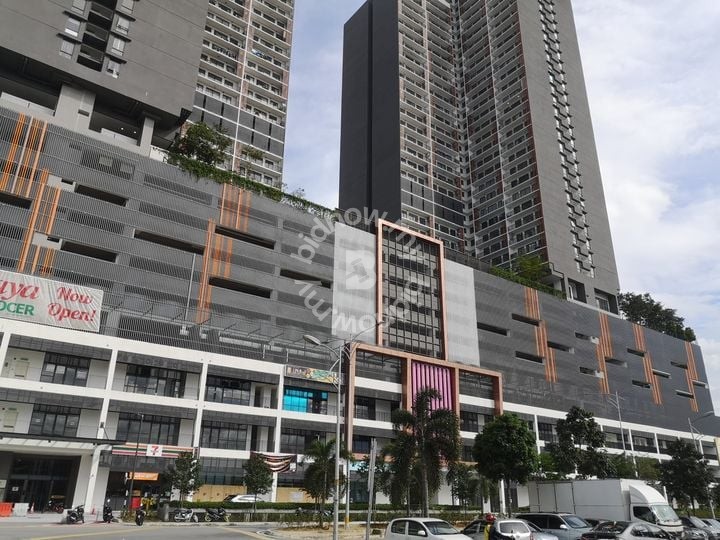 Emporis, Persiaran Surian, Seksyen 3, Taman Sains Selangor 1, Kota ...