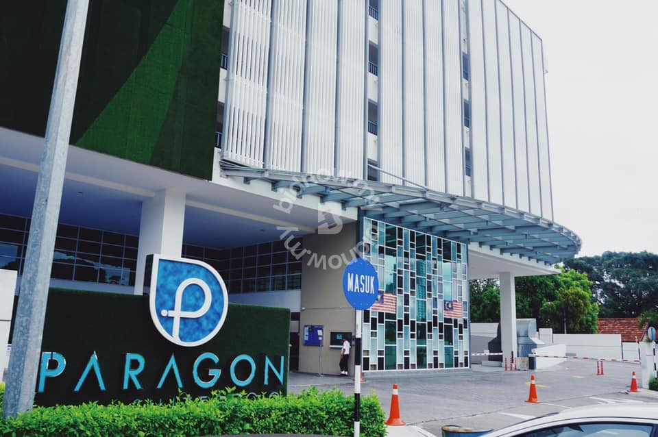 Blok B, No. 53A, Paragon Suites @ CIQ, Jalan inderaputera, Kampung ...