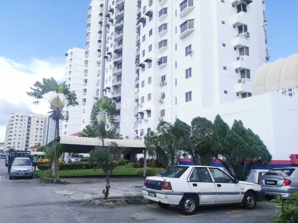 Villa Emas Condominium, Persiaran Bayan Indah, 11900 Bayan Lepas, Penang