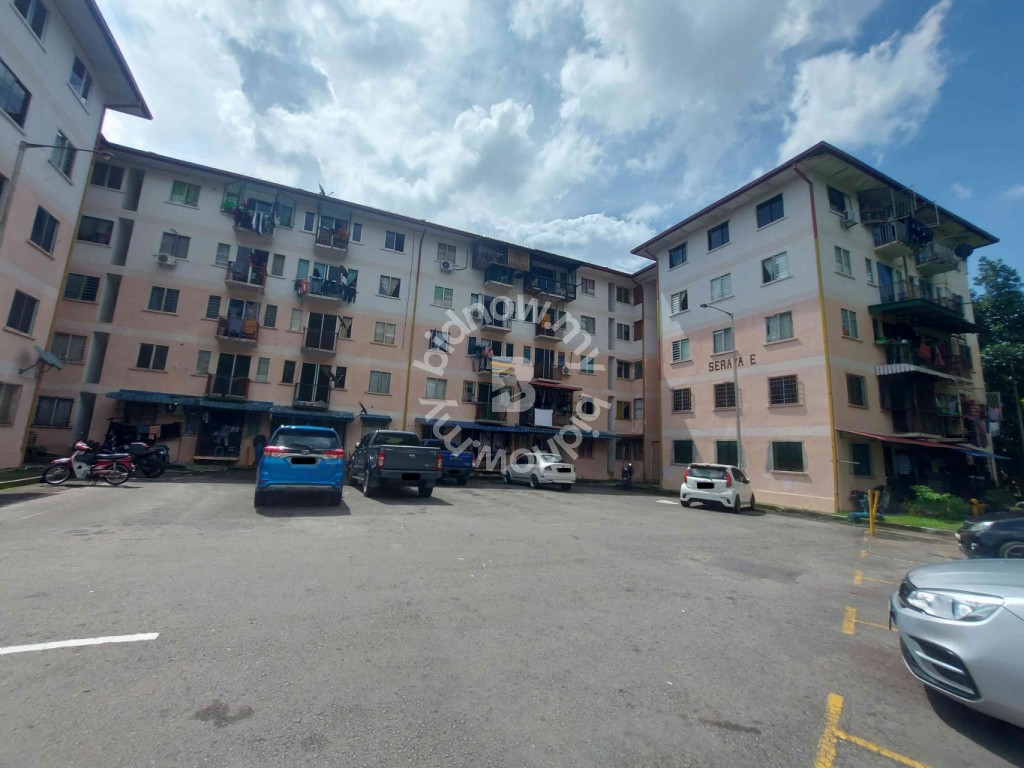 Third Floor, Block LE, Seraya Apartment, Taman Putera Jaya, Jalan ...