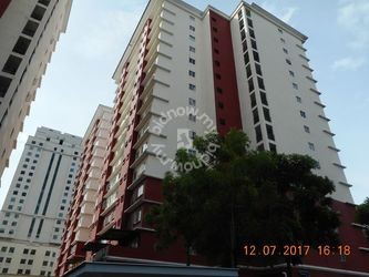 Block B, The Lumayan Apartment, Jalan Tasik Permaisuri 2, Danau Lumayan ...