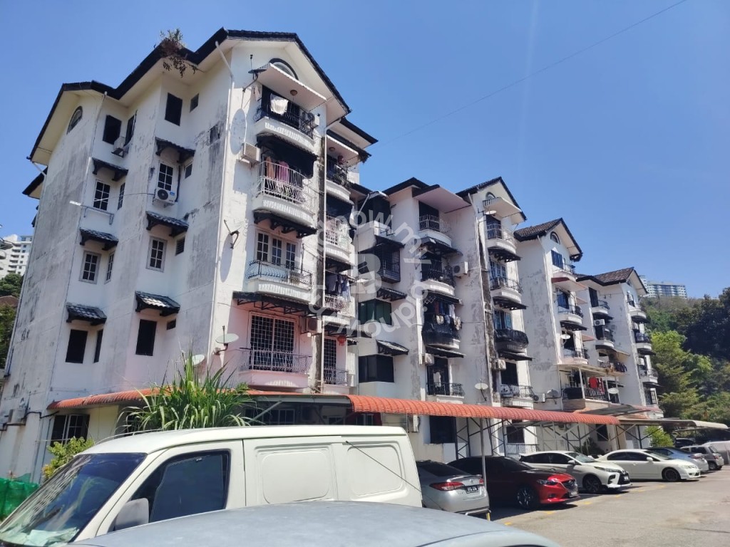 Villa Condo, Lebuh Relau 2, Taman Desa Relau, 11900 Bayan Lepas, Penang